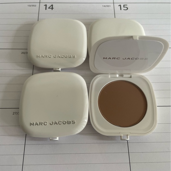 Marc Jacobs | Makeup | 4x Marc Jacobs Omega Bronzer Coconut Perfect Tan ...